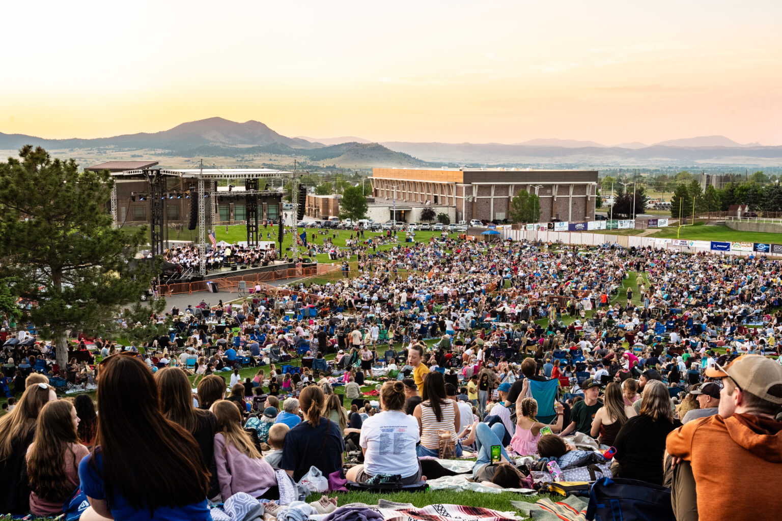 NON-SERIES CONCERT 1: Intrepid Credit Union SYMPHONY UNDER THE STARS ...